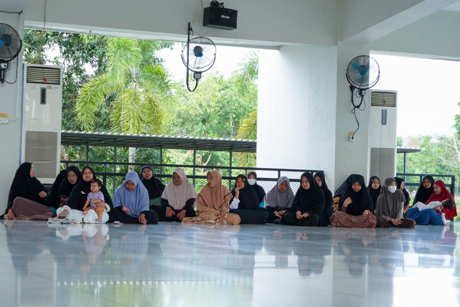 Pengajian Rutin Guru dan Pegawai PPMI Shohwatul Is'ad: Hadirkan Allah ...